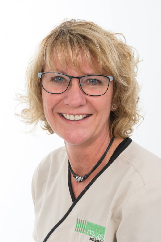 Zahnmedizinische Prophylaxe Assistentin - Zahnarztpraxis am Markt Zahnmedizinische Prophylaxe Assistentin - Zahnarztpraxis am Markt